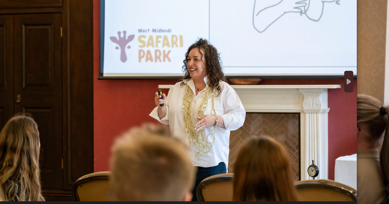 Safari Park team train in Makaton | BIAZA